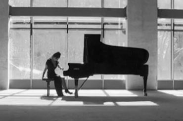 Booking Agent Rosey Chan - Contemporary Pianist | Contraband Events