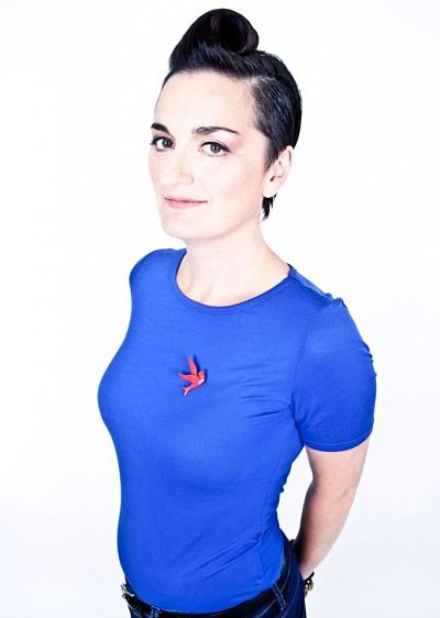 Booking agent for Zoe Lyons - Comedian | Contraband Events