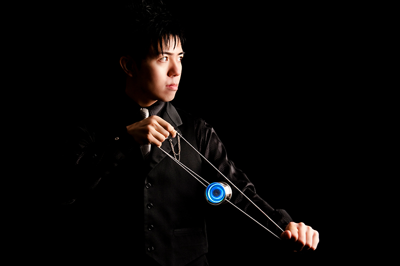 Booking agent for BLACK - Yo-Yo Performer Motivational Speaker ...