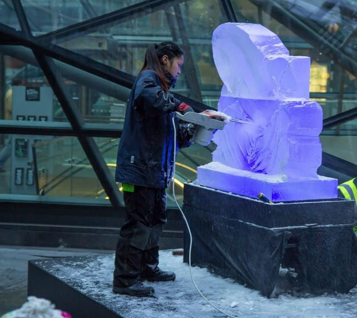 Booking agent for Ice Designs - Live Ice Carving Demos | UK ...