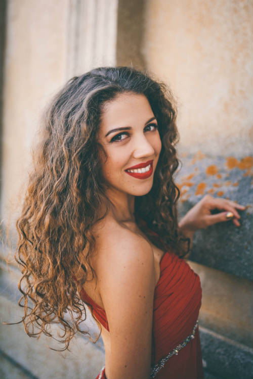 Hire Soprano Singers | Book Soprano Singer - Anna | Contraband Events