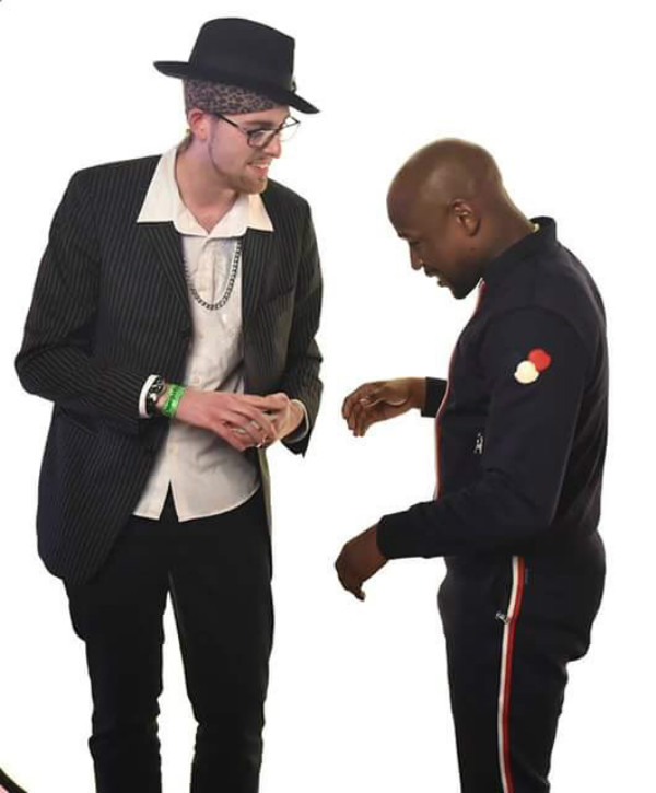 Booking agent for Chris Cross - Walkabout Magician | Contraband Events